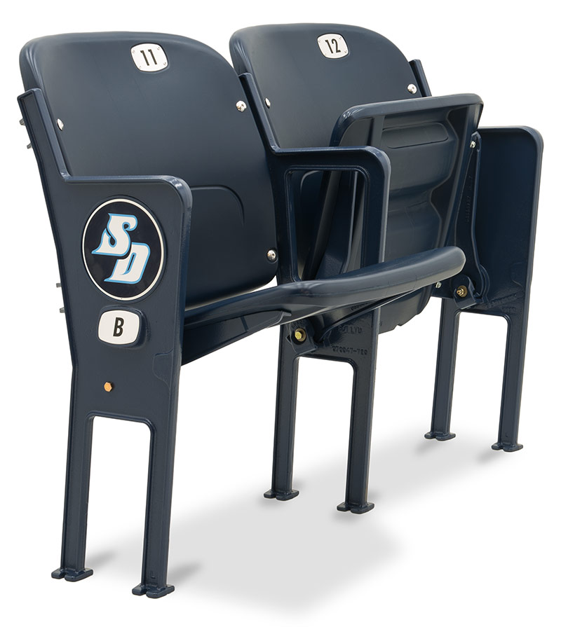 Model 408.408.201.201 American Stadium chair manufactured by Irwin…