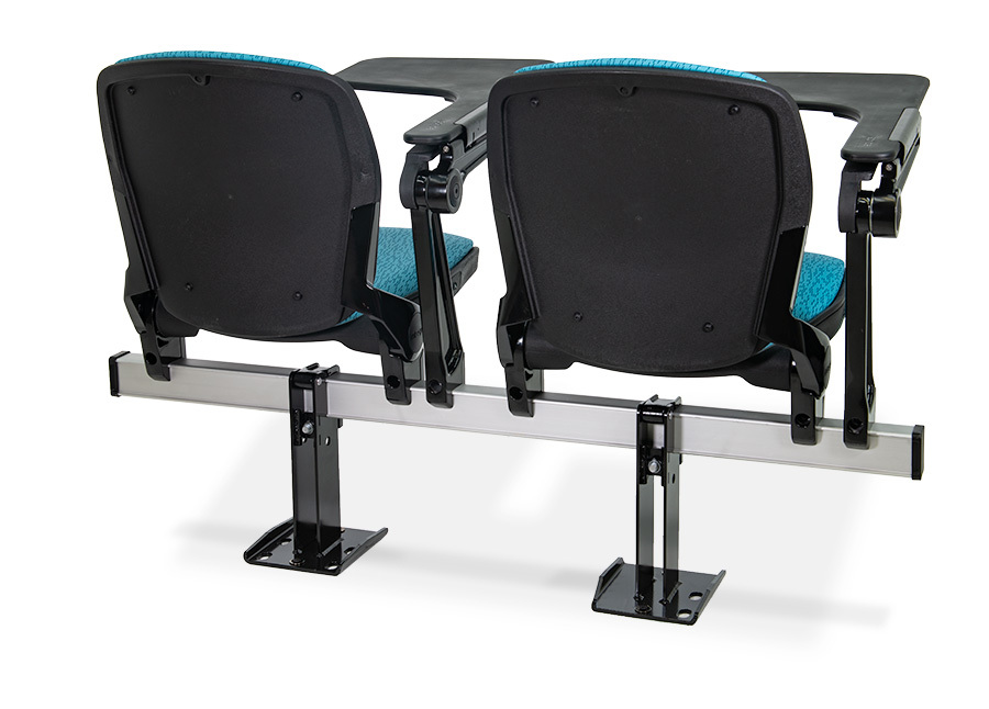 Worldwide leader for fixed and telescopic seating
