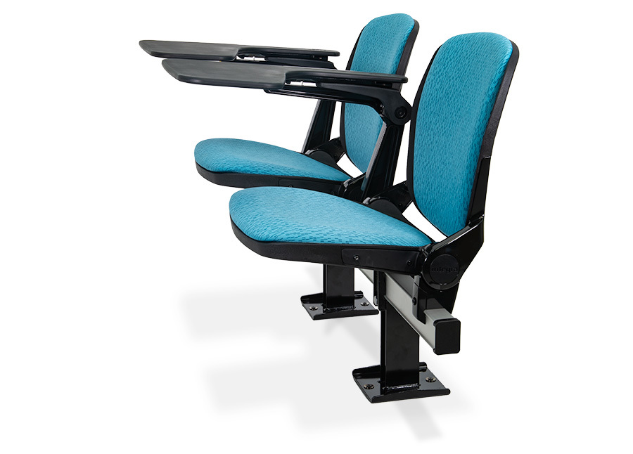 Worldwide leader for fixed and telescopic seating