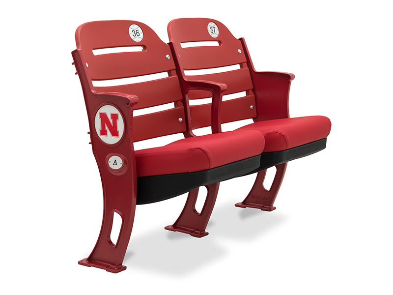 Model 507.12.202.202 American Stadium chair manufactured by Irwin ...