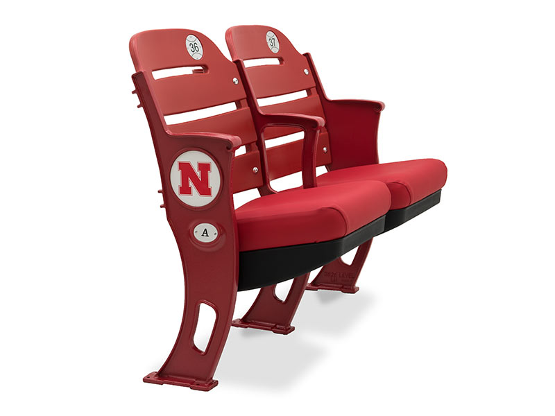Model 507.12.202.202 American Stadium chair manufactured by Irwin ...