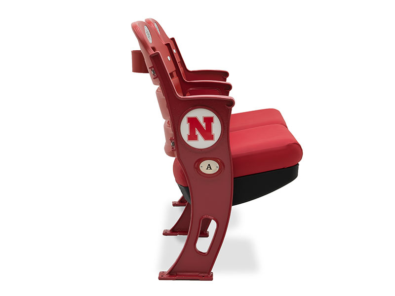Model 507.12.202.202 American Stadium chair manufactured by Irwin ...