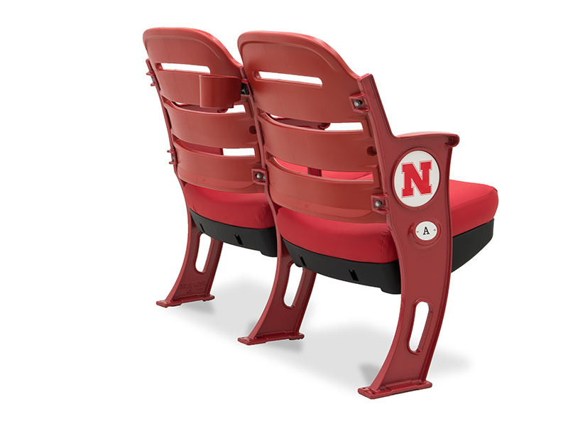 Model 507.12.202.202 American Stadium chair manufactured by Irwin ...