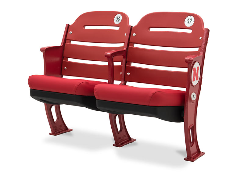 Model 507.12.202.202 American Stadium chair manufactured by Irwin ...