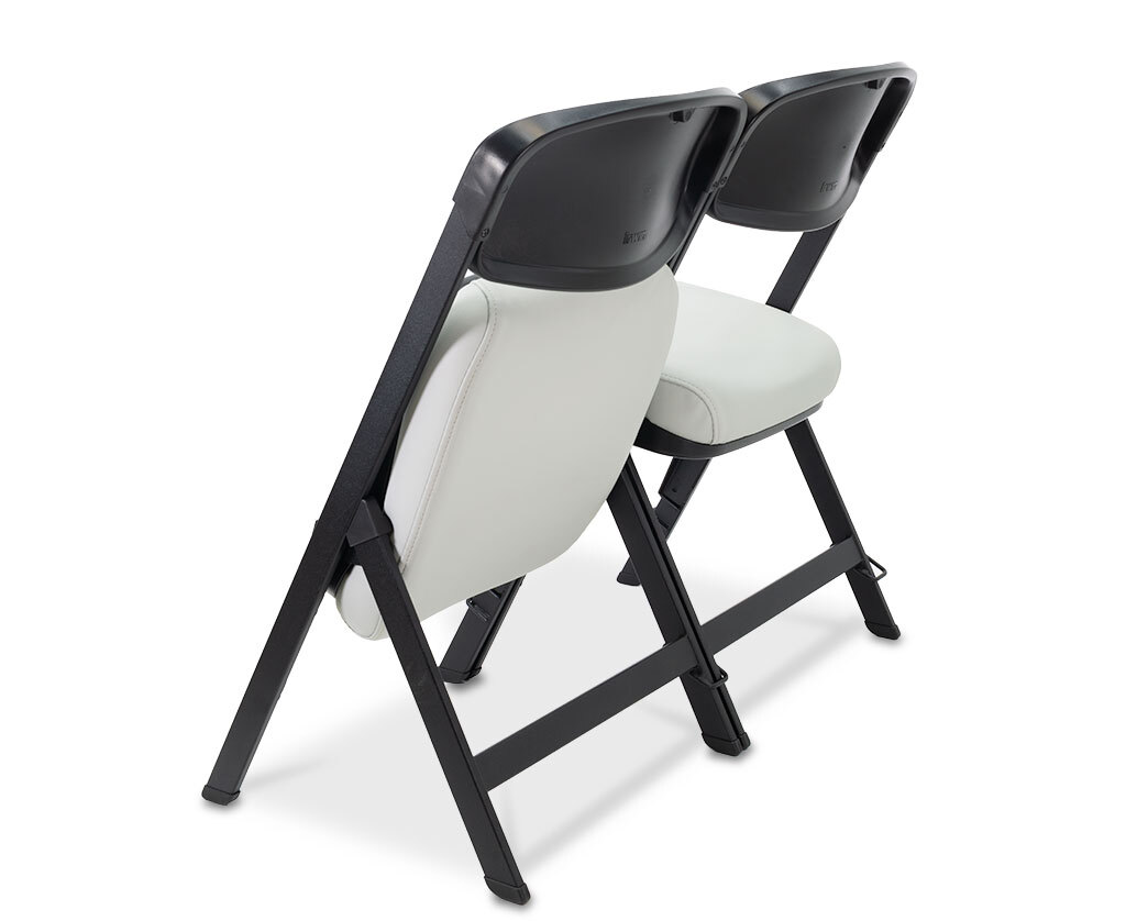 Gathr Now portable folding chair with quick-secure ganging