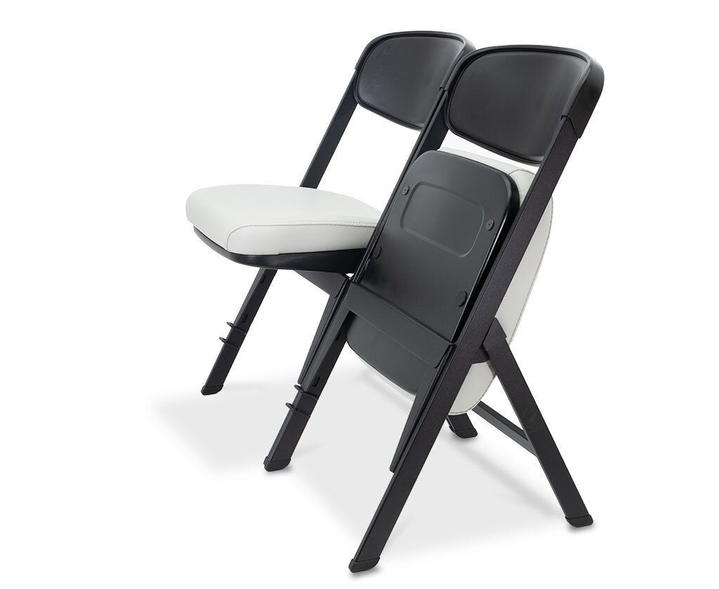 Gathr Now portable folding chair with quick-secure ganging